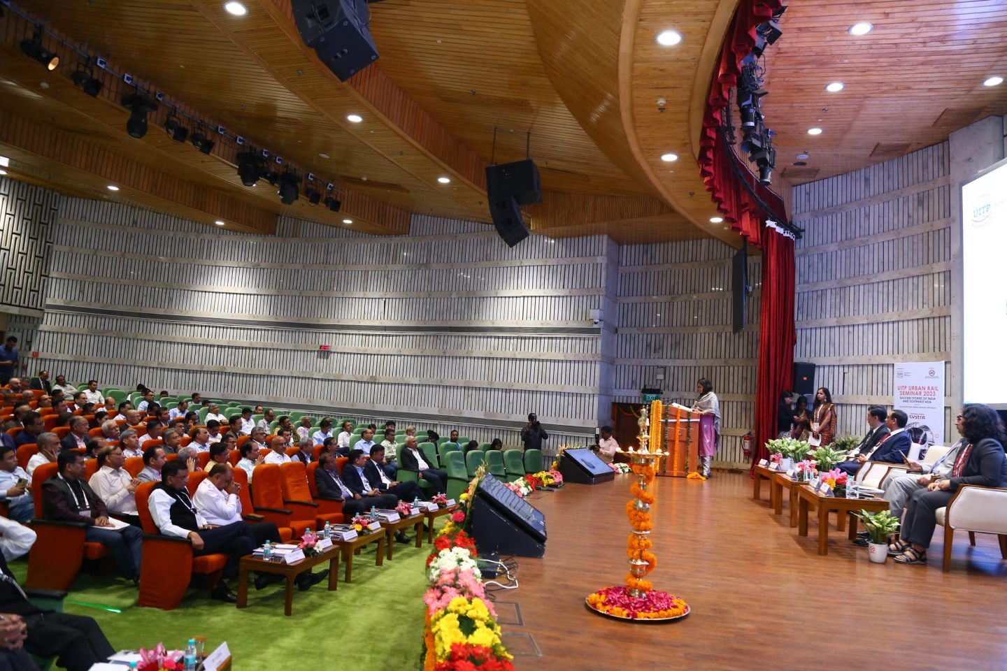 Success Stories of Urban Rail in India and Southeast Asia - UITP